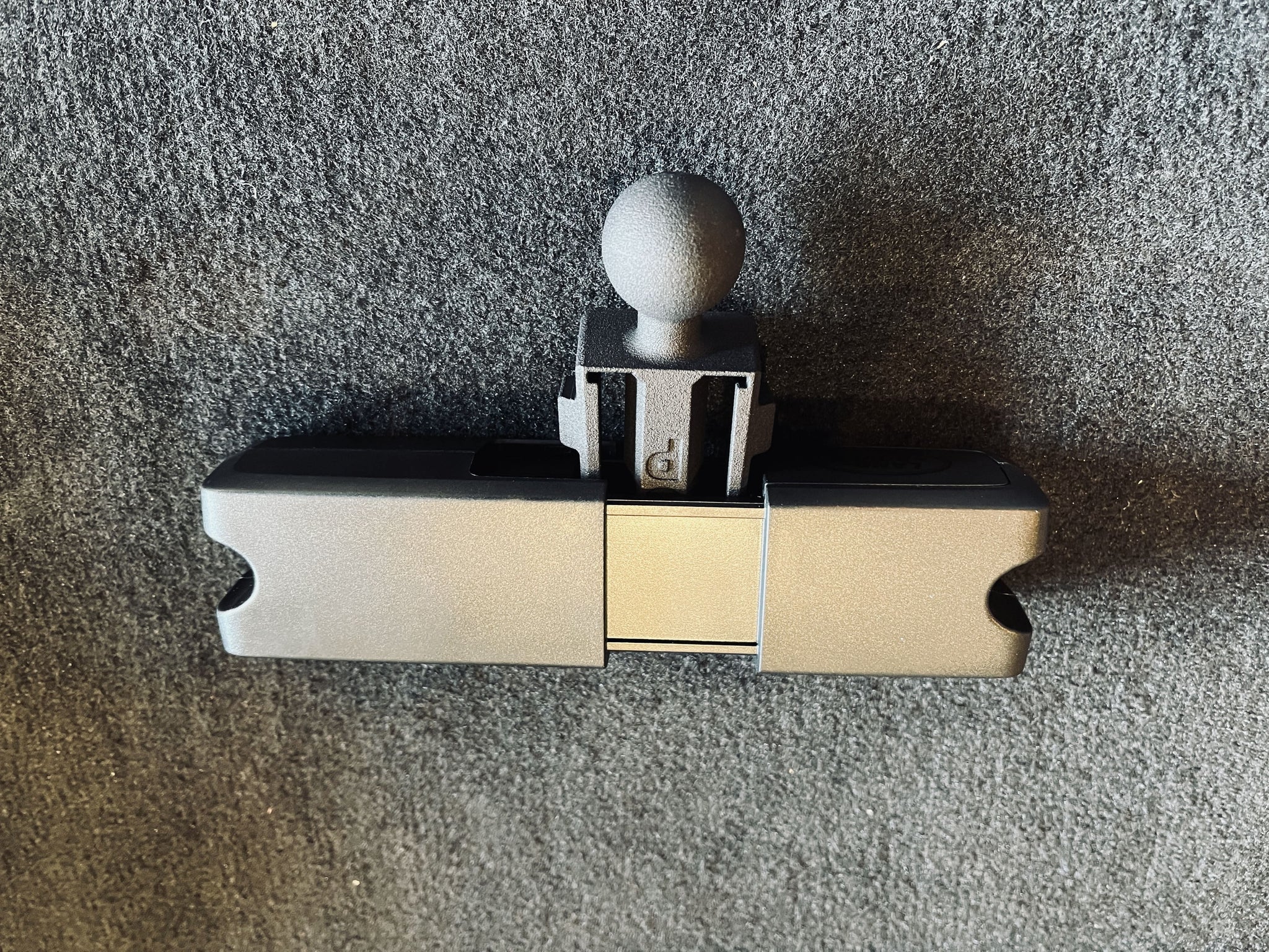 新型ディフェンダー L663 クリック＆ゴーベース LAND ROVER VPLRS0388 DEFENDER – TREEY LAND